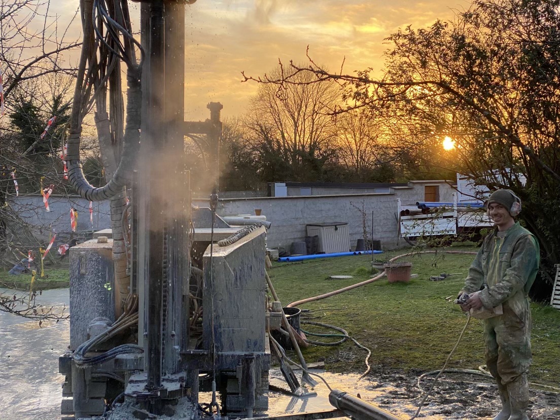 Forage et installation de pompe à Boynes - Les Forages d'Antin